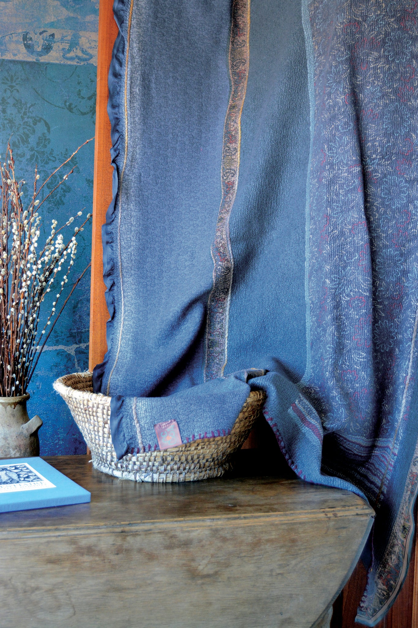 Cosset & Lock - Throw – Cosset and Lock